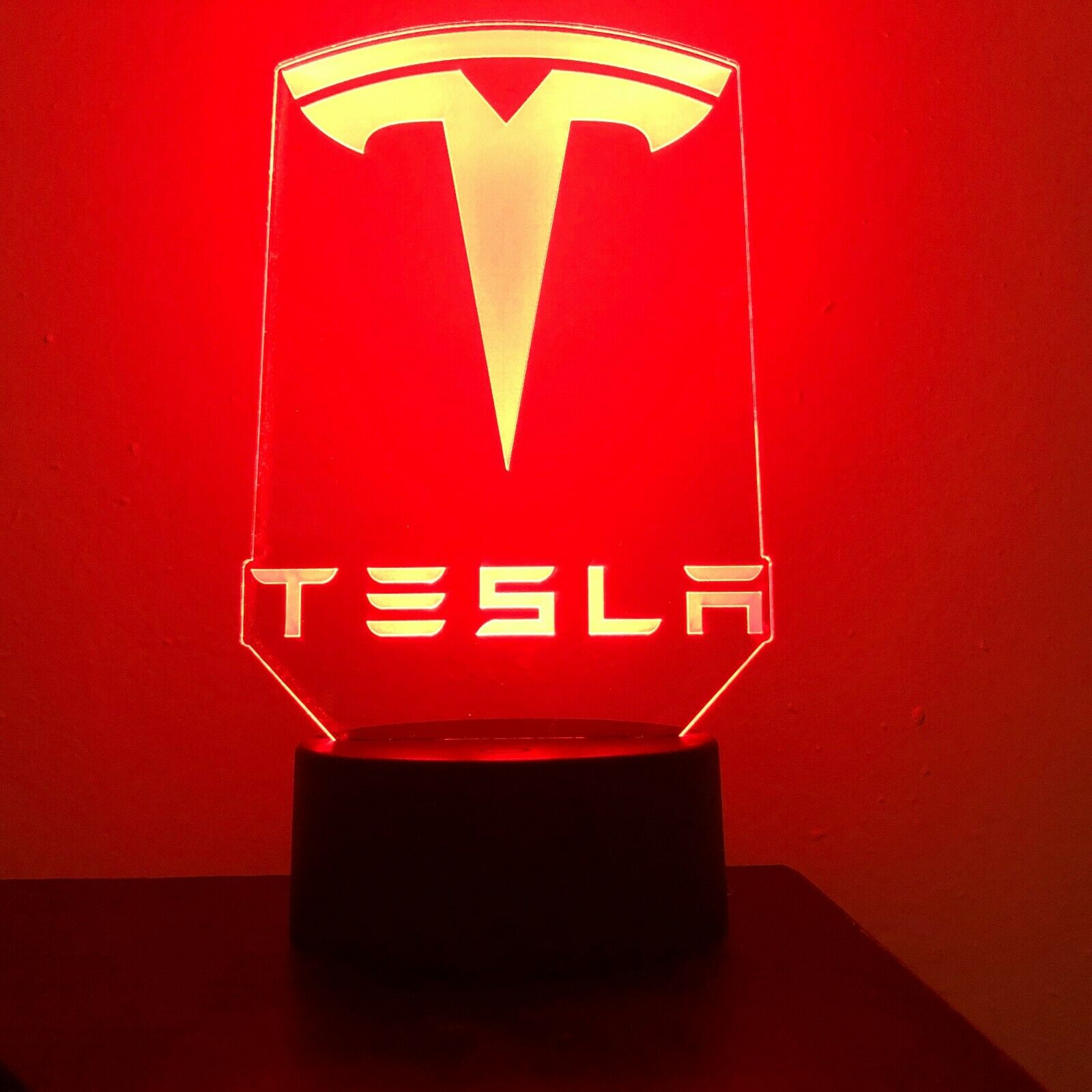 TESLA MOTORS ELECTRIC 3D NIGHT LIGHT – Eyes Of The World