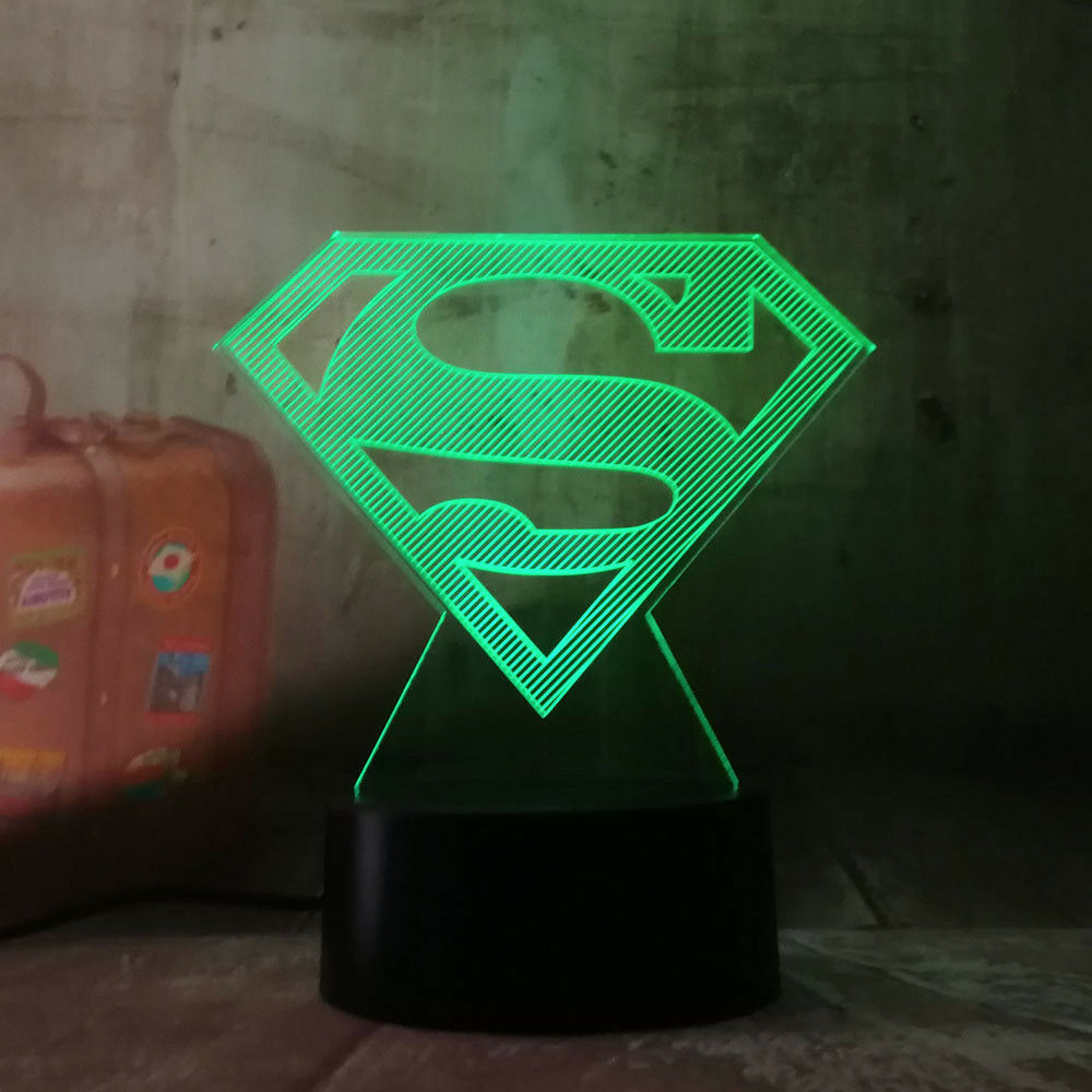 SUPERMAN LOGO DC AVENGERS 3D NIGHT LIGHT – Eyes Of The World