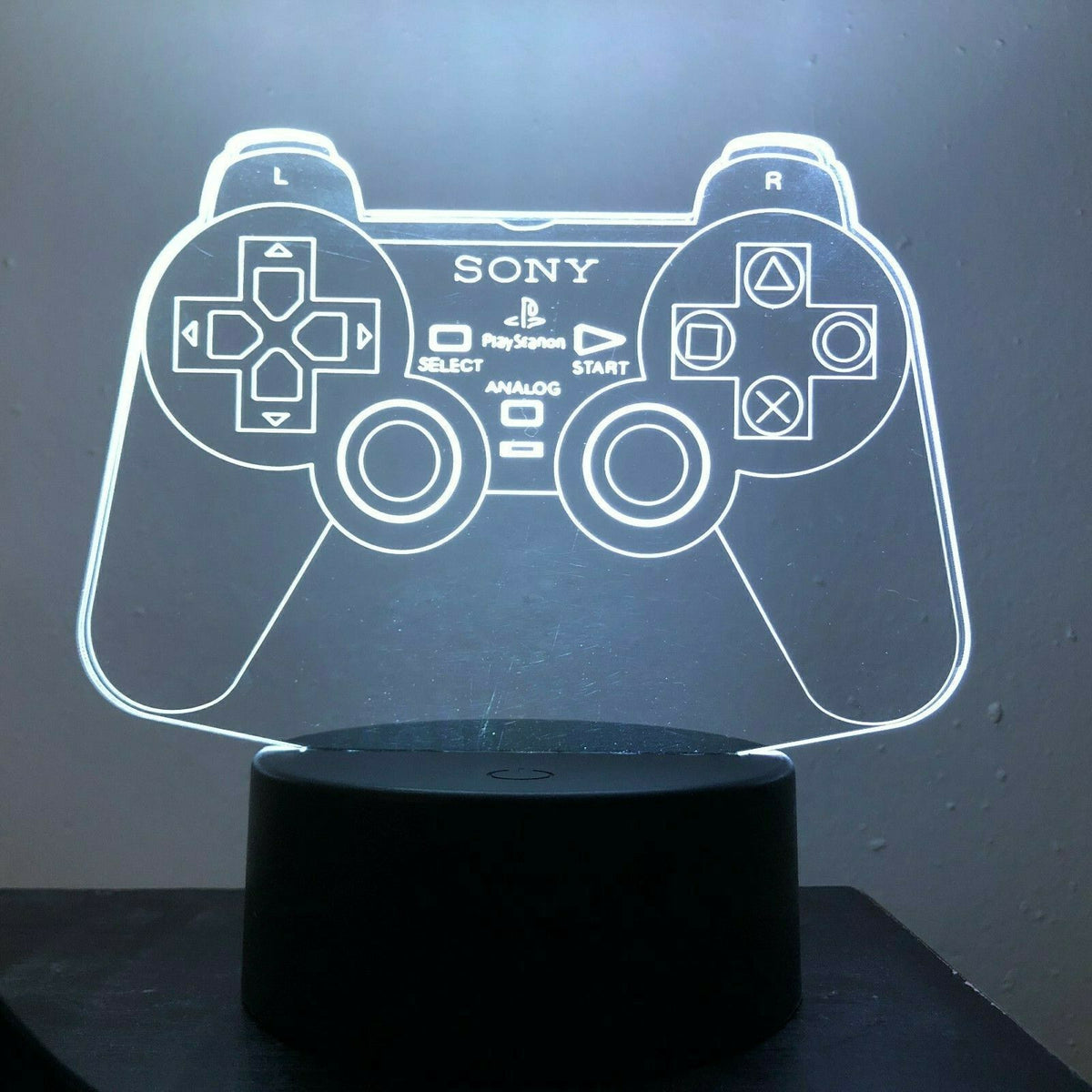 PLAYSTATION CONTROLER PS3 3D NIGHT LIGHT – Eyes Of The World