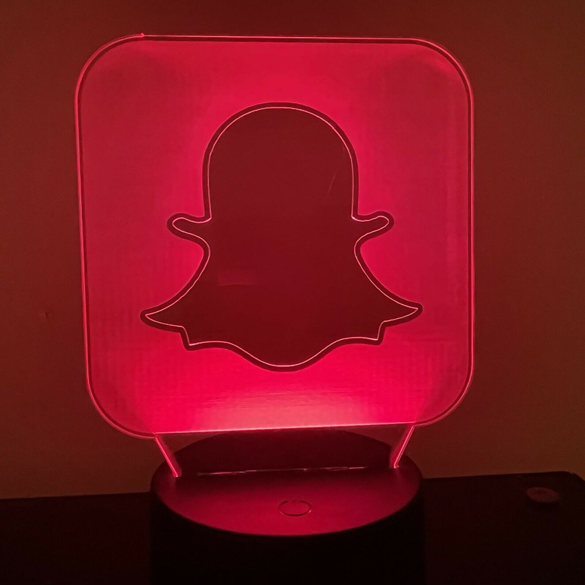 SNAPCHAT LOGO 3D NIGHT LIGHT – Eyes Of The World